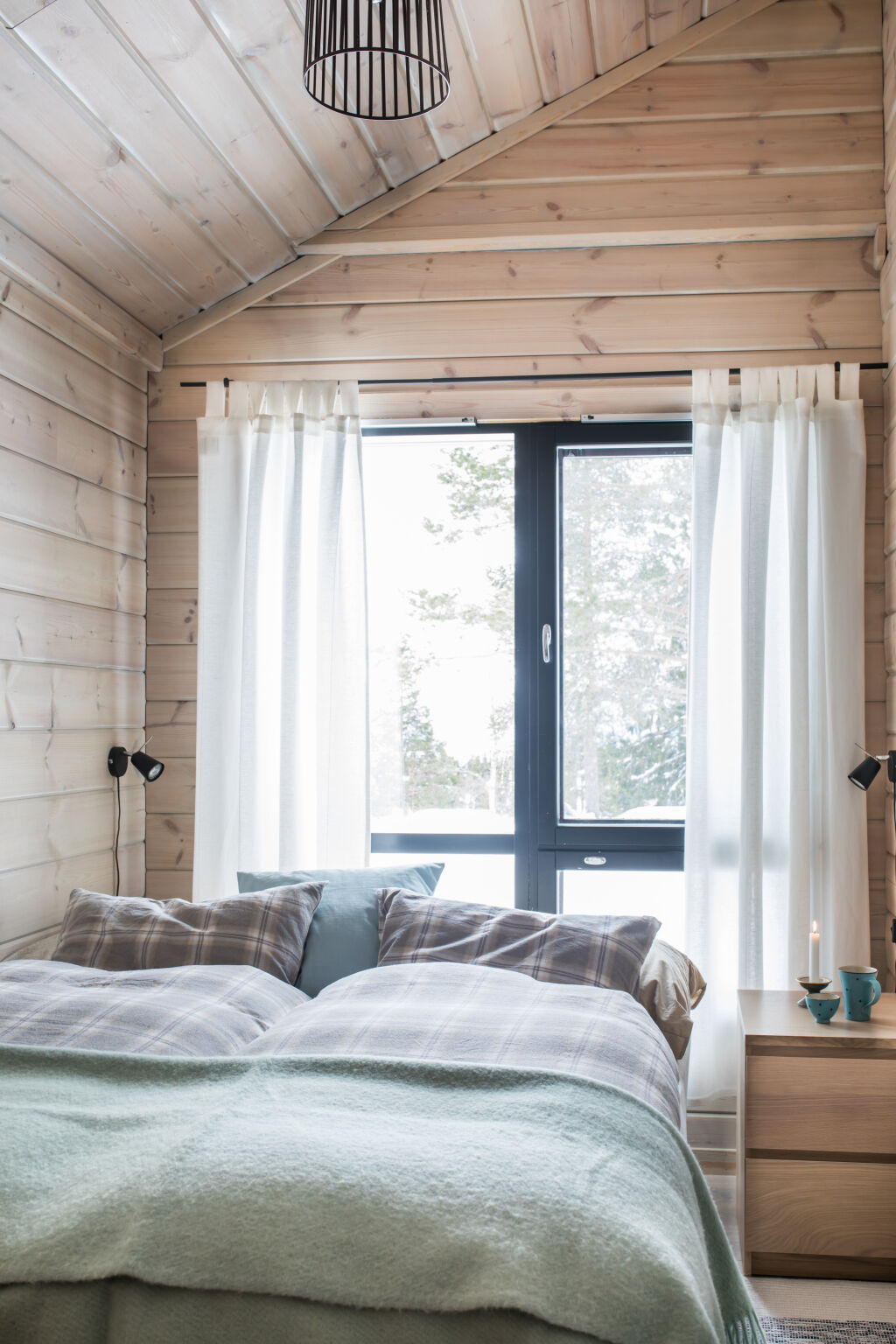 The Norwegian Dream of the Mountain Cabin / Kontio